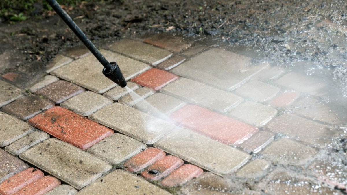 Cleaning paving stones with a pressure washer – a step-by-step guide ...