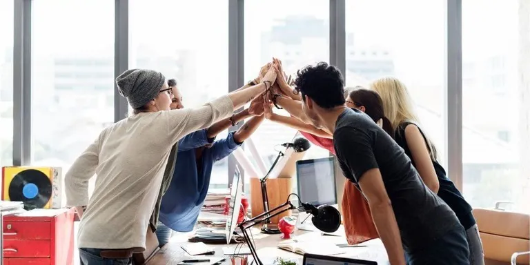 Employers Guide to Teamwork | BrightHR