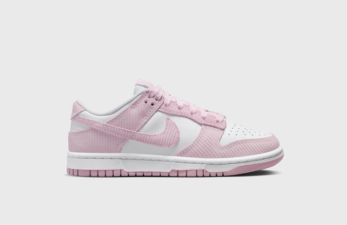 Nike Dunk Low "Pink Corduroy" kaufen – FN7167-100 – HEAT MVMNT