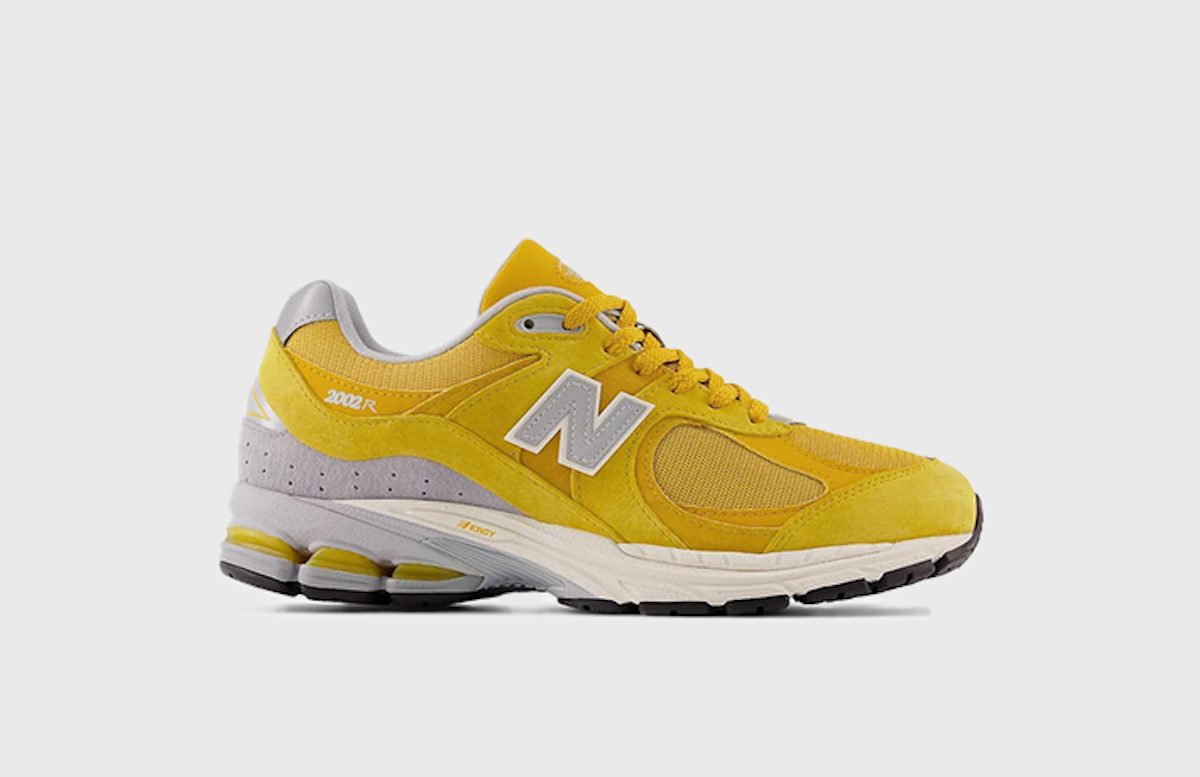 New Balance 2002R "Egg Yolk" kaufen – M2002RHT – HEAT MVMNT