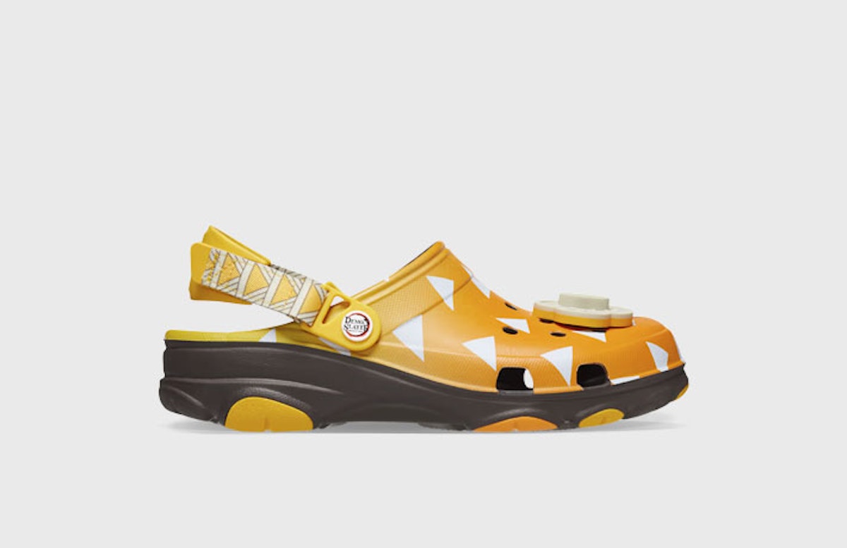 Demon Slayer x Crocs All-Terrain Clog Zenitsu kaufen – 209318 – HEAT MVMNT