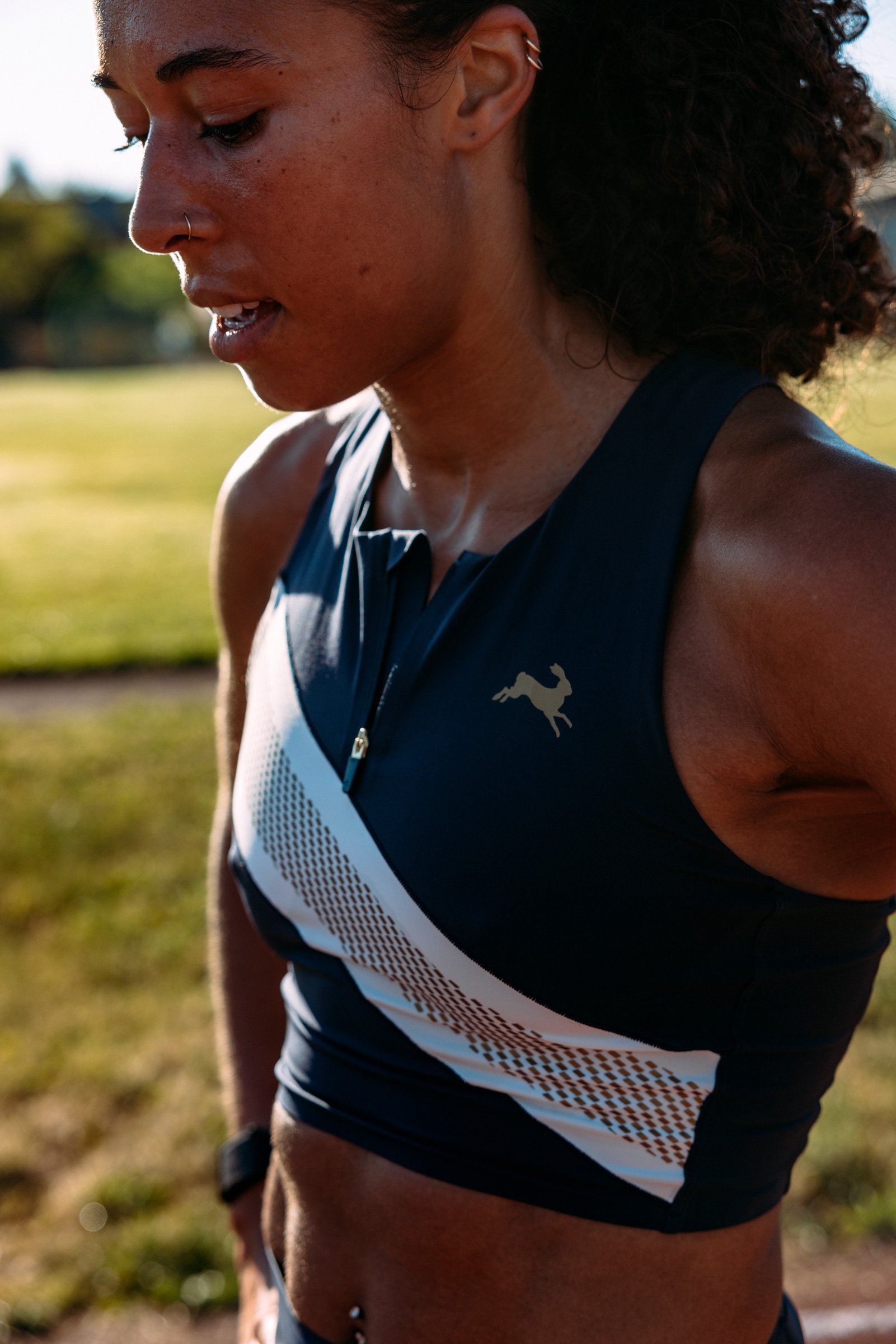 Women's Strata Zip Bra | Tracksmith