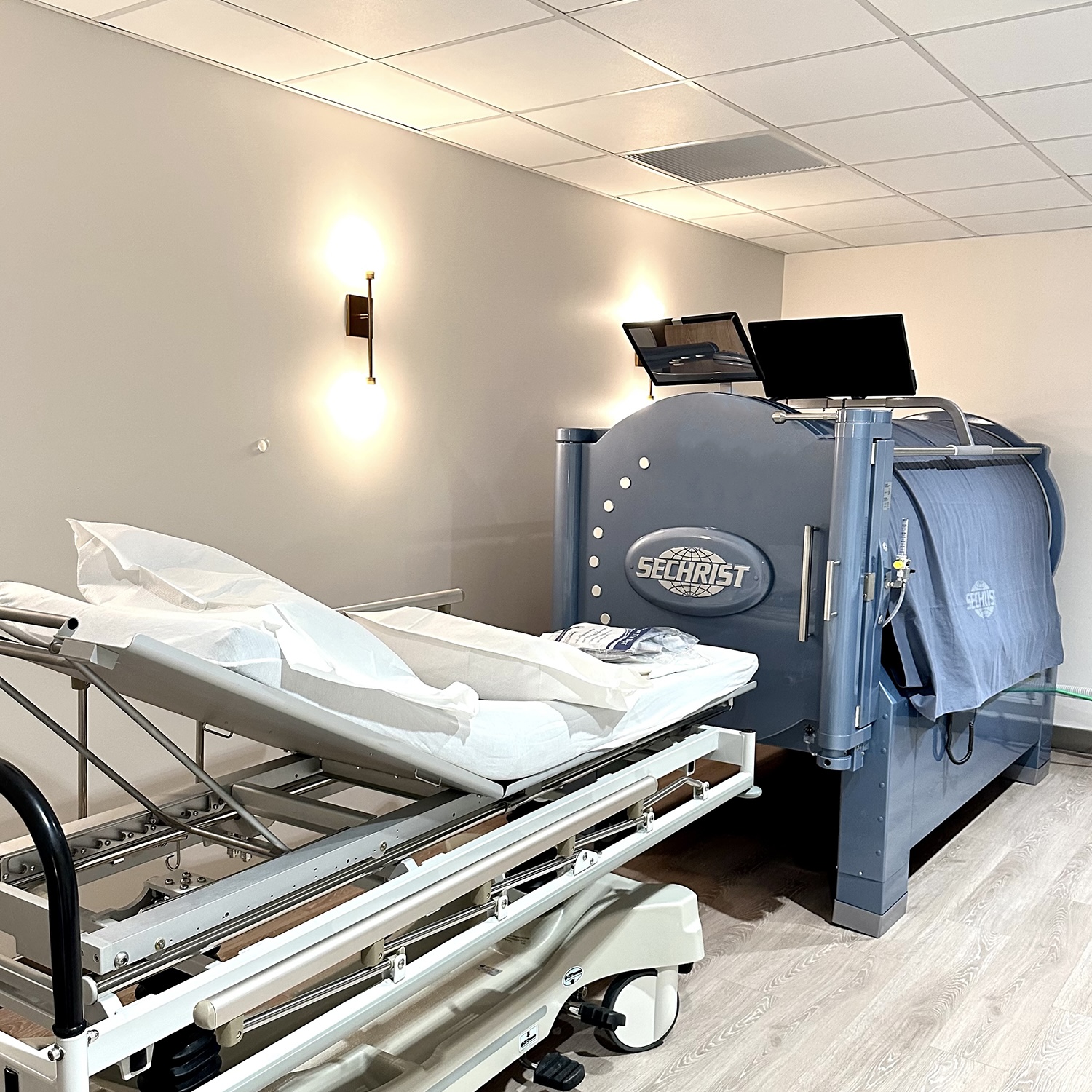 Hyperbaric Chamber | Dr. Sidney Starkman
