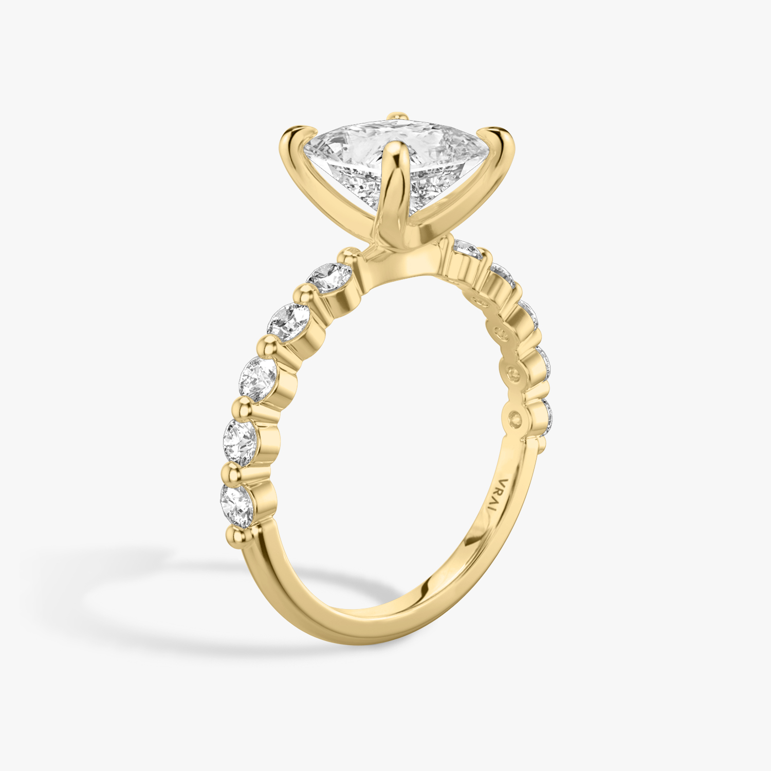 Single Shared Prong Engagement Ring | VRAI