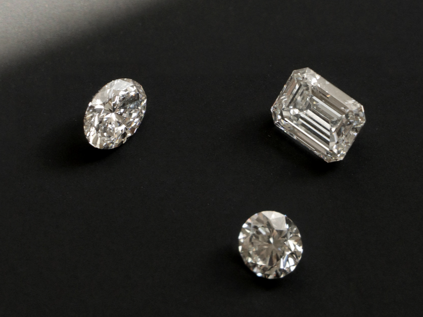 5 Carat Diamond Rings: Your Guide To Indulging | VRAI Created Diamonds