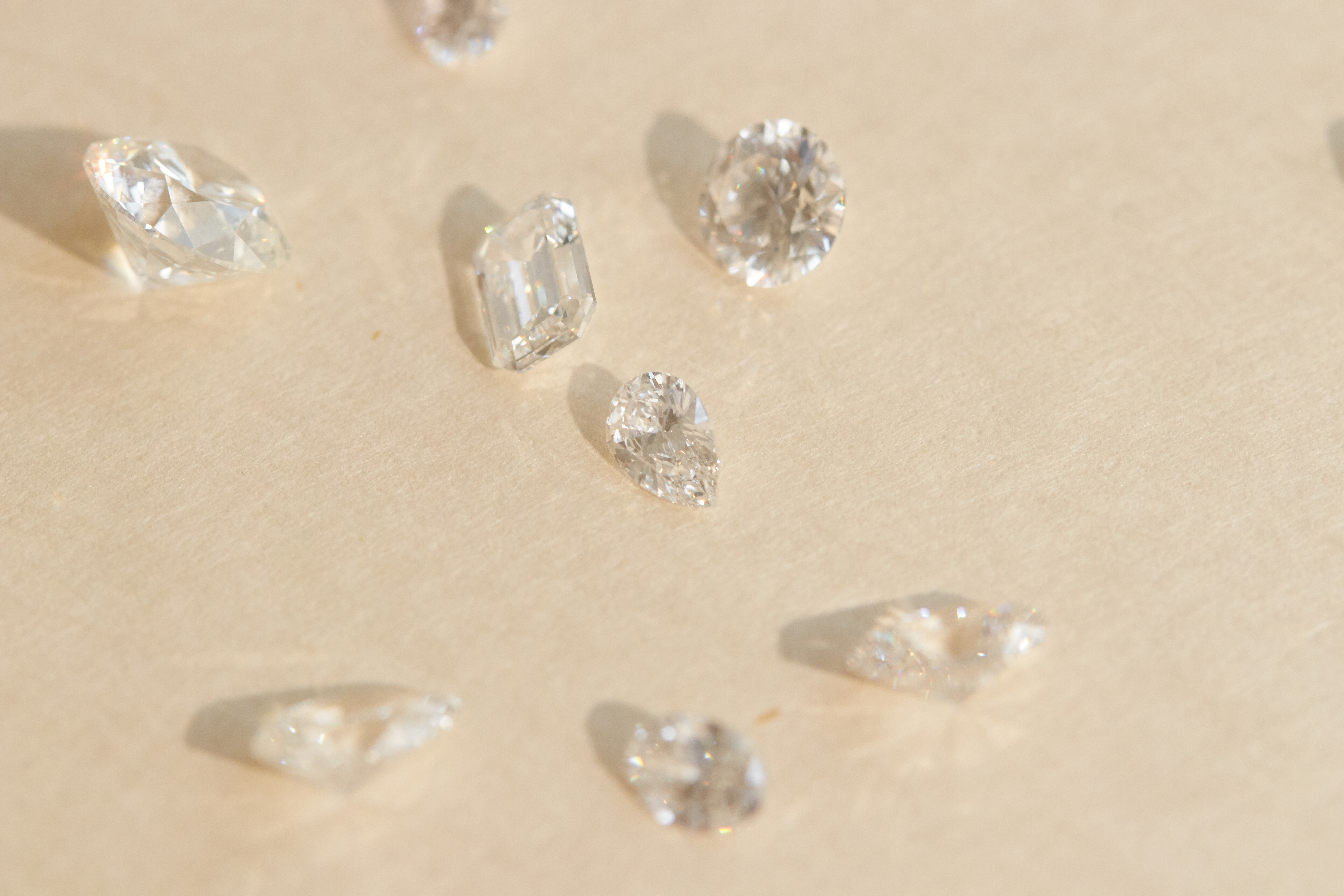 5 Carat Diamond Rings: Your Guide To Indulging | VRAI Created Diamonds