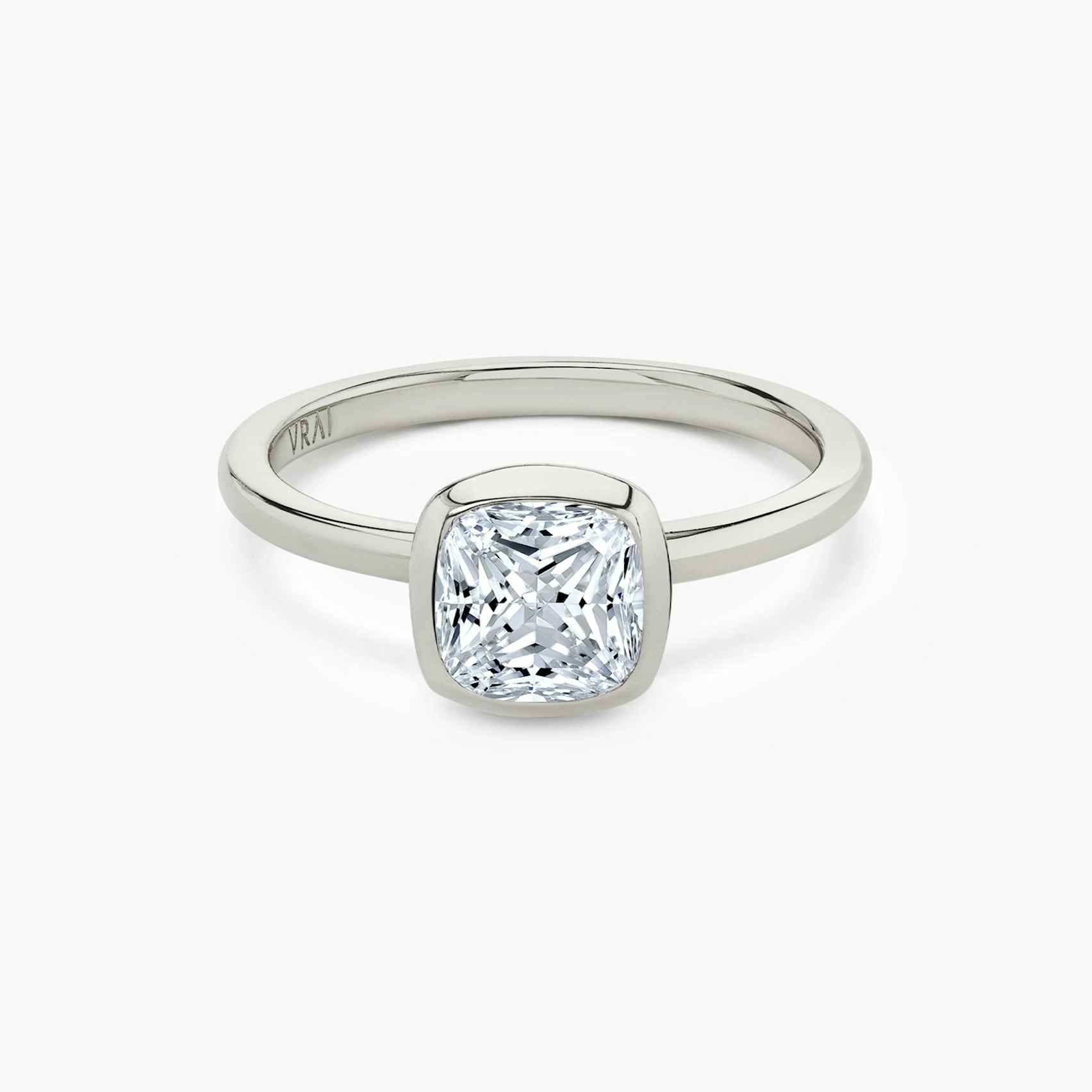 Cushion Princess Cut Diamonds: How To Choose I VRAI