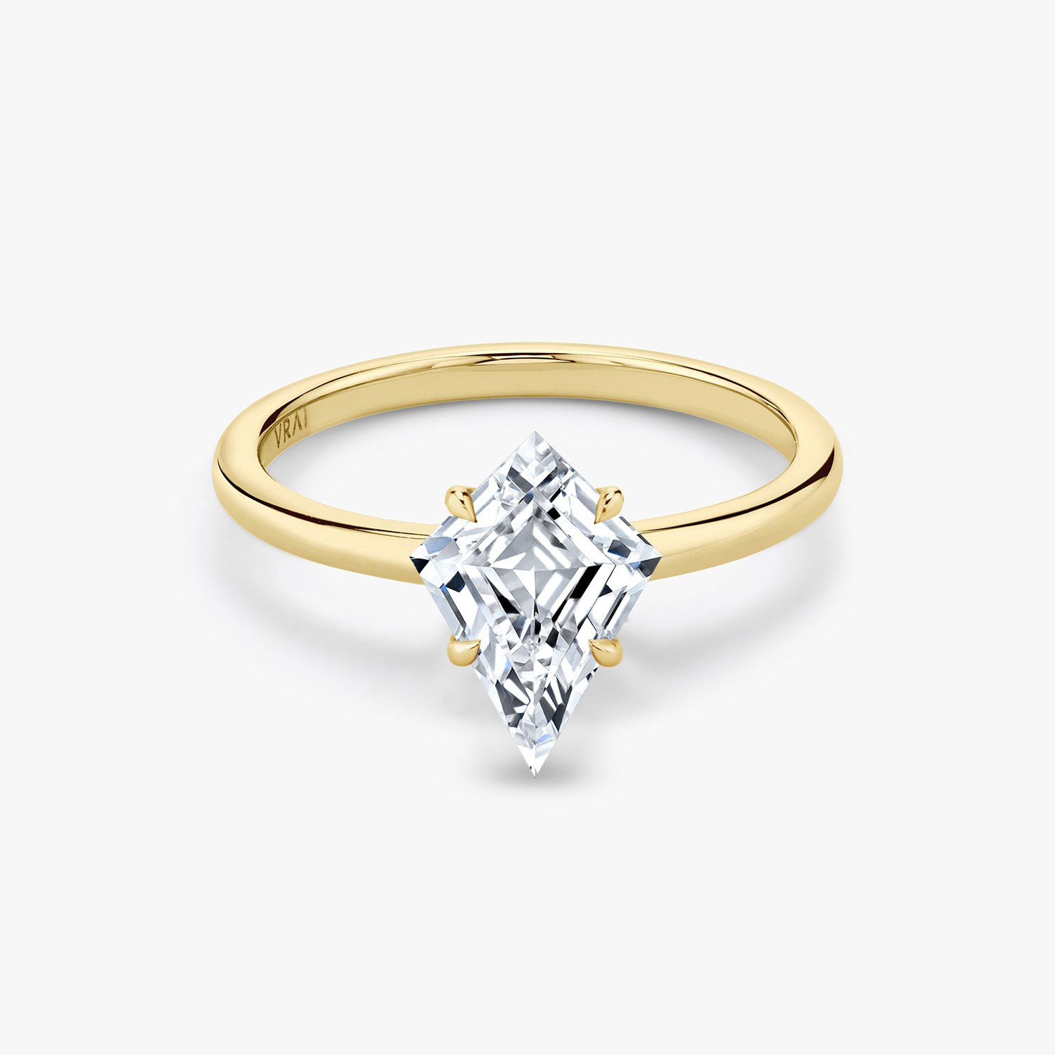 Diamond Shapes Guide: What Are the Different Types | VRAI