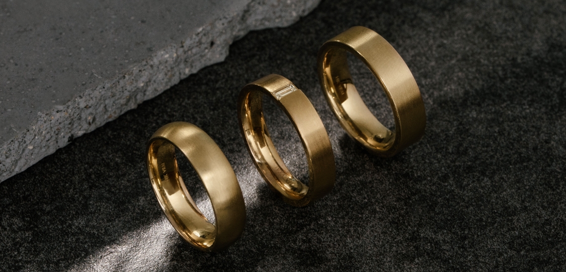 Unisex Wedding Rings: Best Styles for Every Couple I VRAI