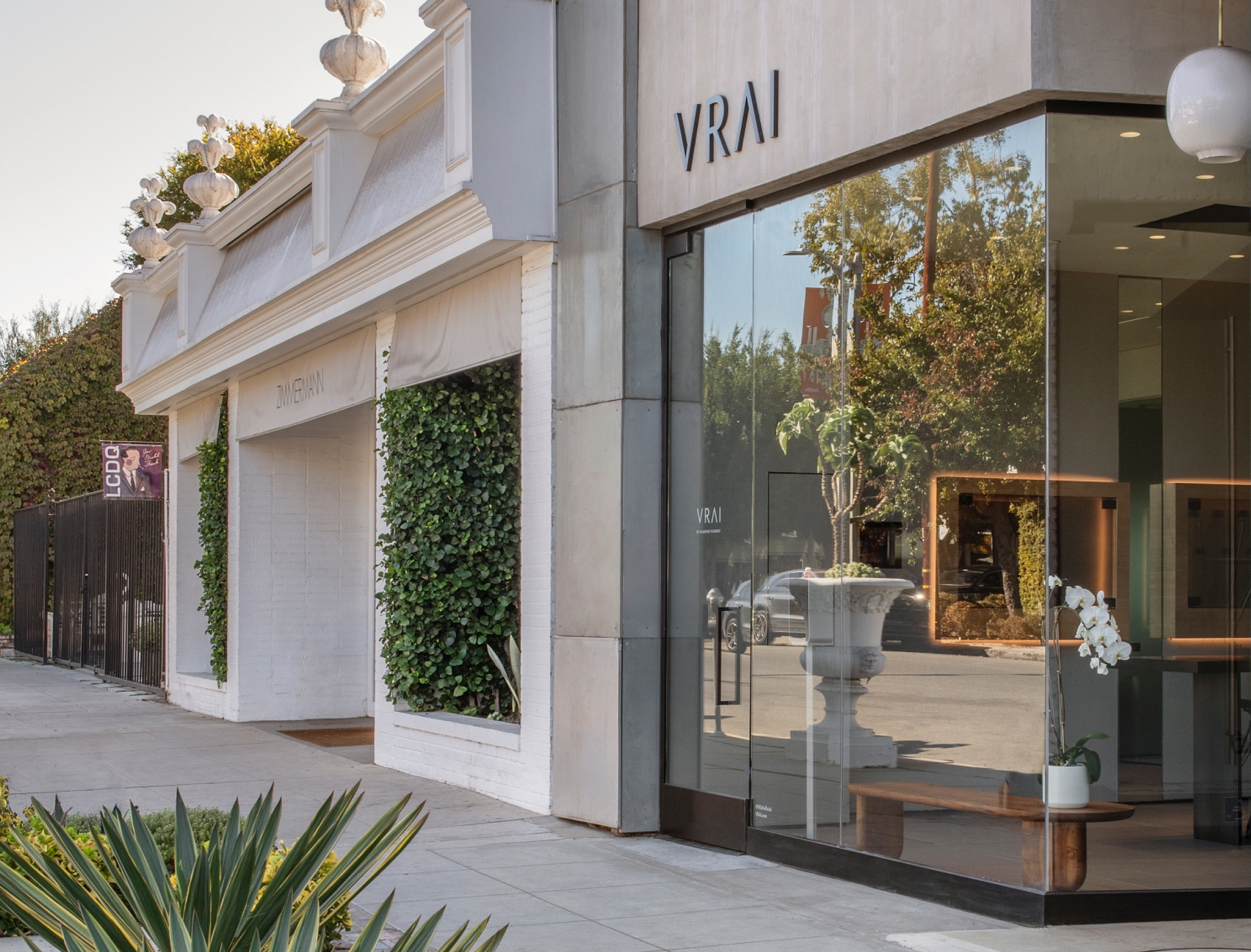 Schedule an Engagement Ring Consultation | VRAI