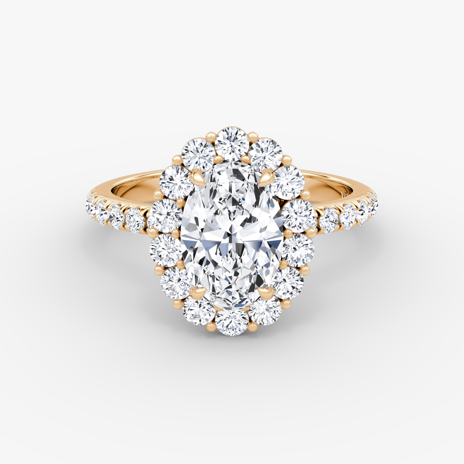 Guide To Halo Engagement Rings I VRAI