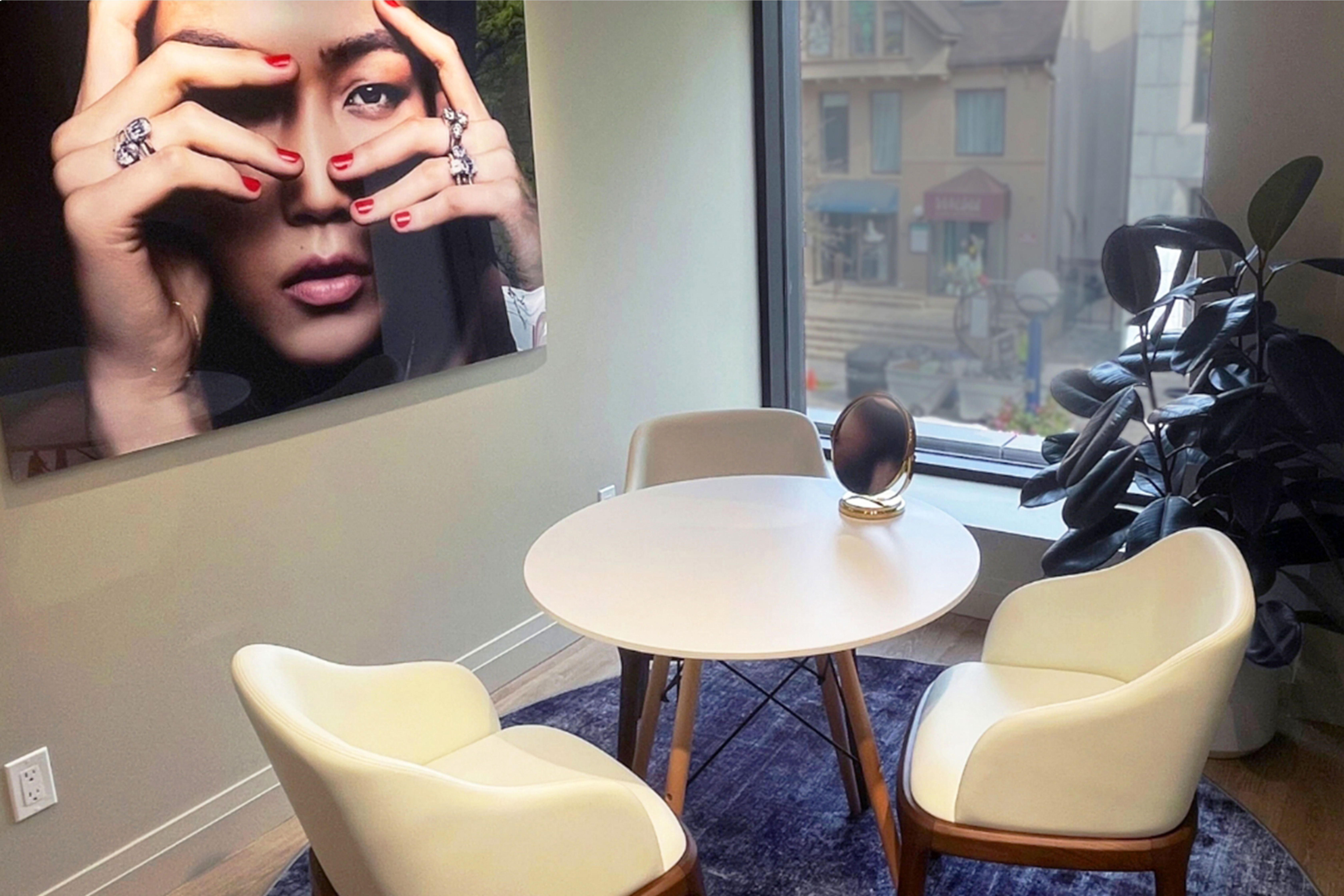 Toronto Showroom | VRAI Sustainably Created Diamonds