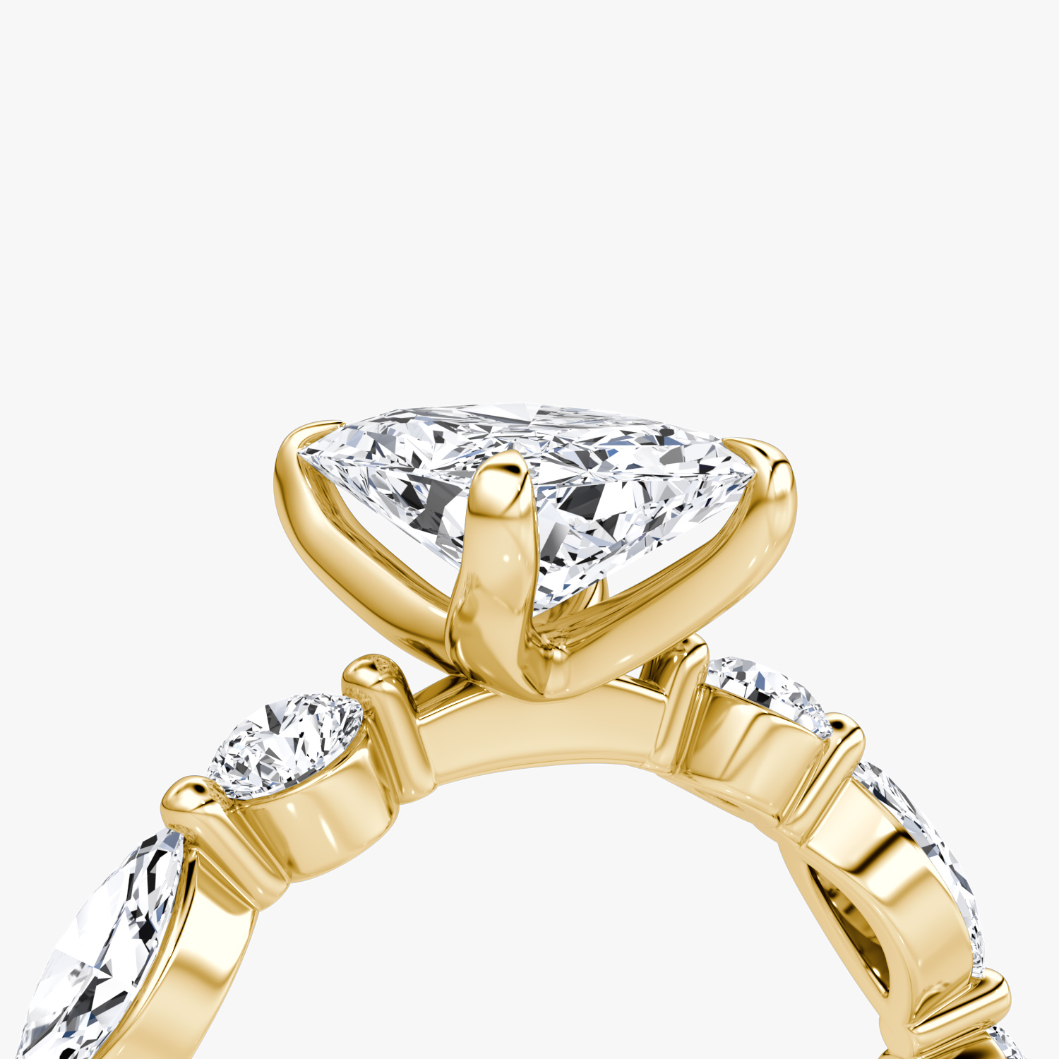 The Mixed Shape Single Shared Prong Engagement Ring | VRAI