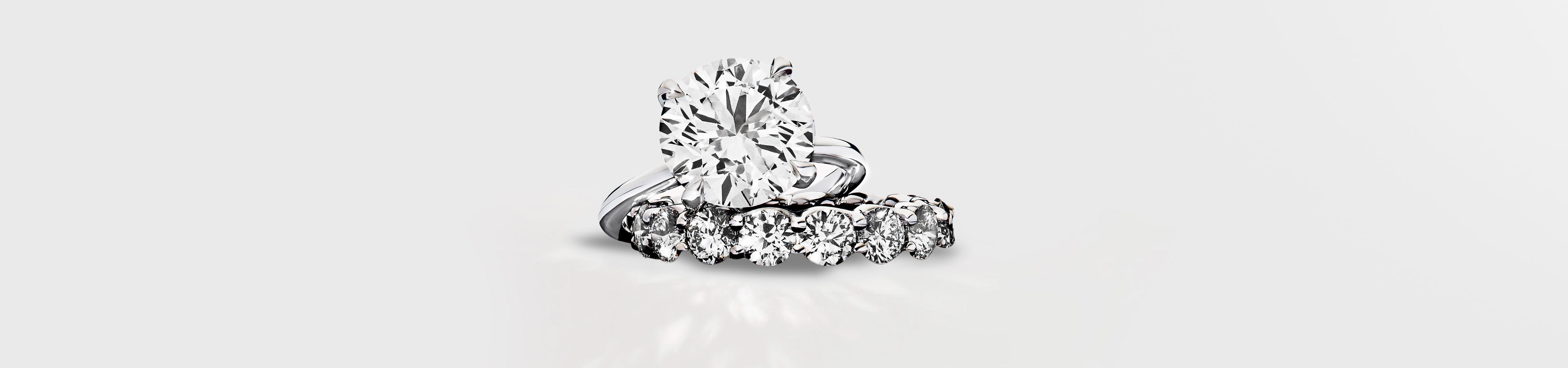 Our Guide To Platinum Engagement Rings
