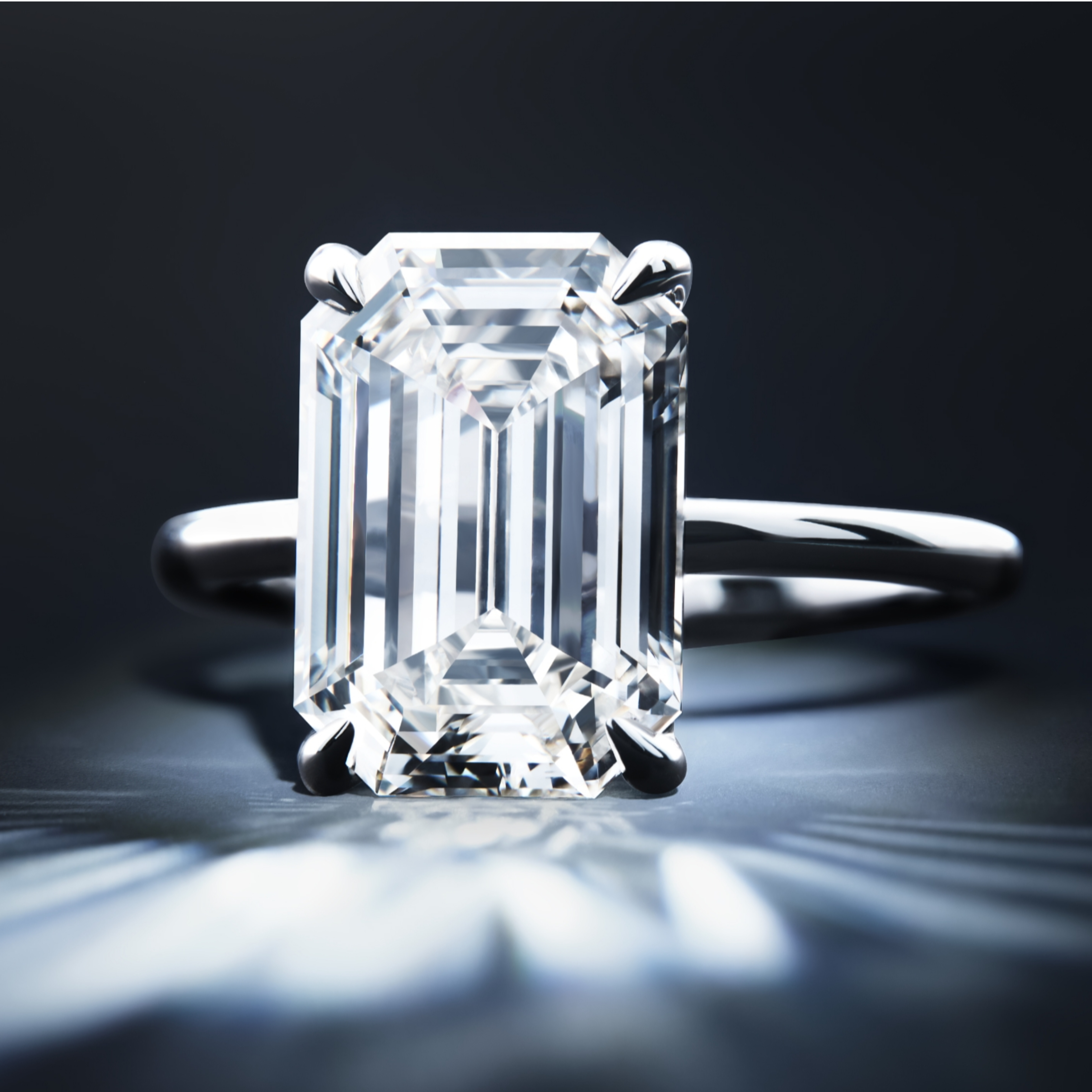 Shop Lozenge cut engagement rings in platinum | VRAI Created Diamonds