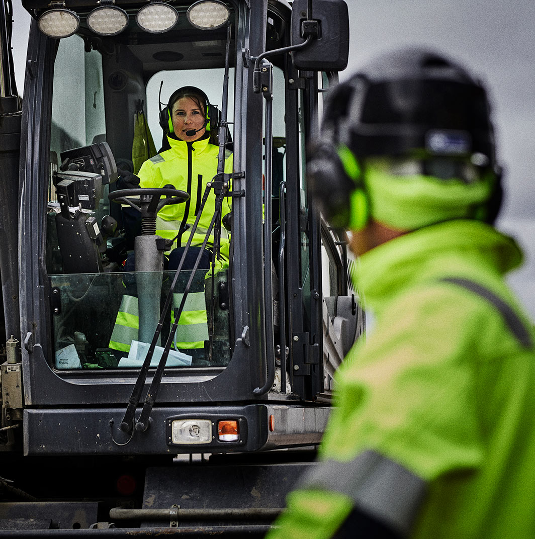 Teknologien bag den støjreducerende talemikrofon – Hellberg Safety Danmark – Hellberg Safety