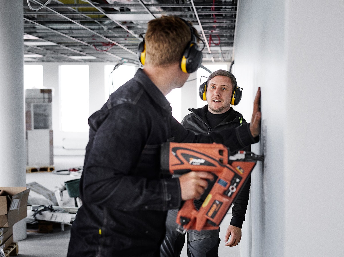 Active Listening in Hearing Protection – Hellberg Safety
