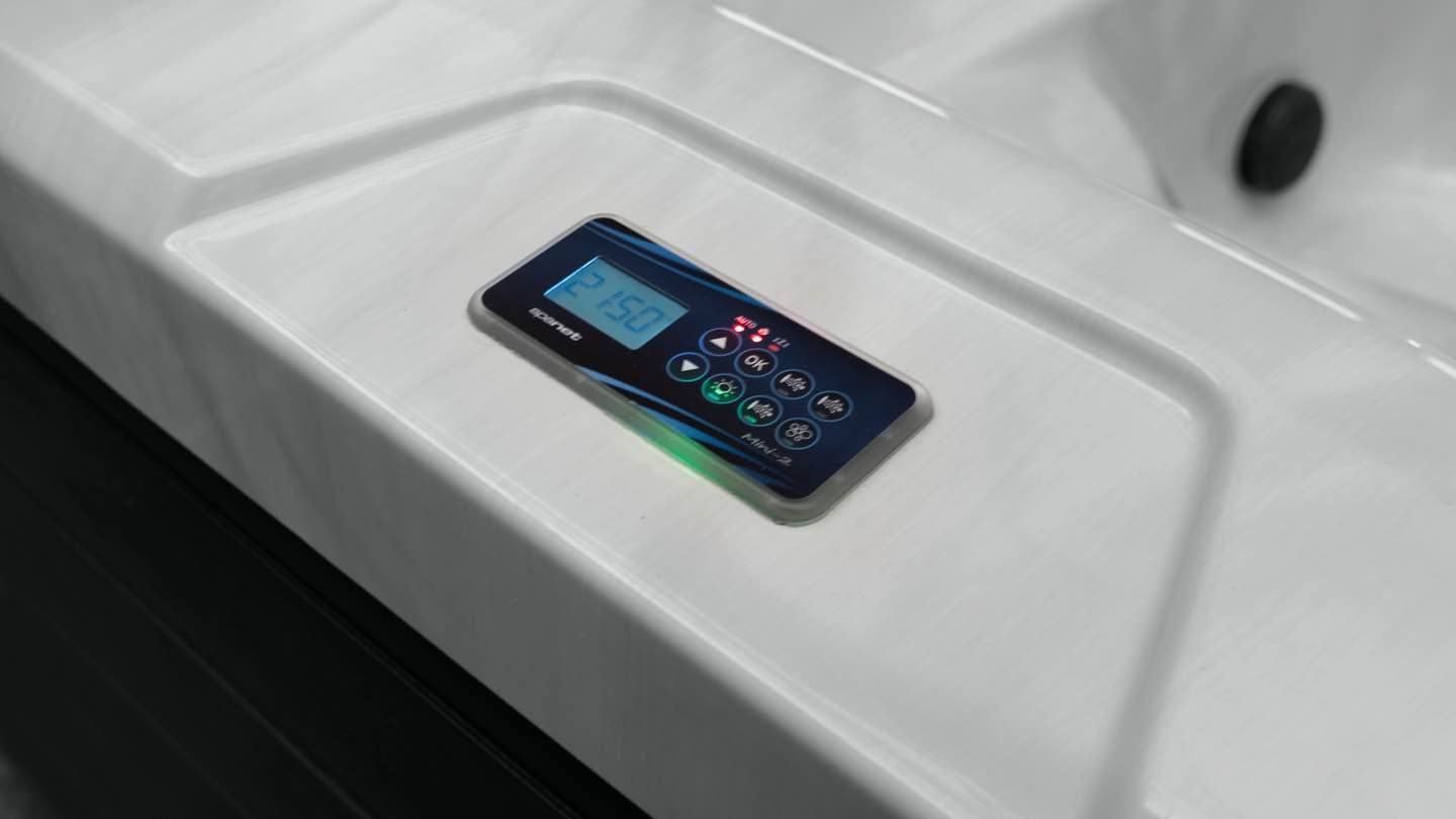 3-person spa | Compact Spa Pool | Fisher 3™ Spa