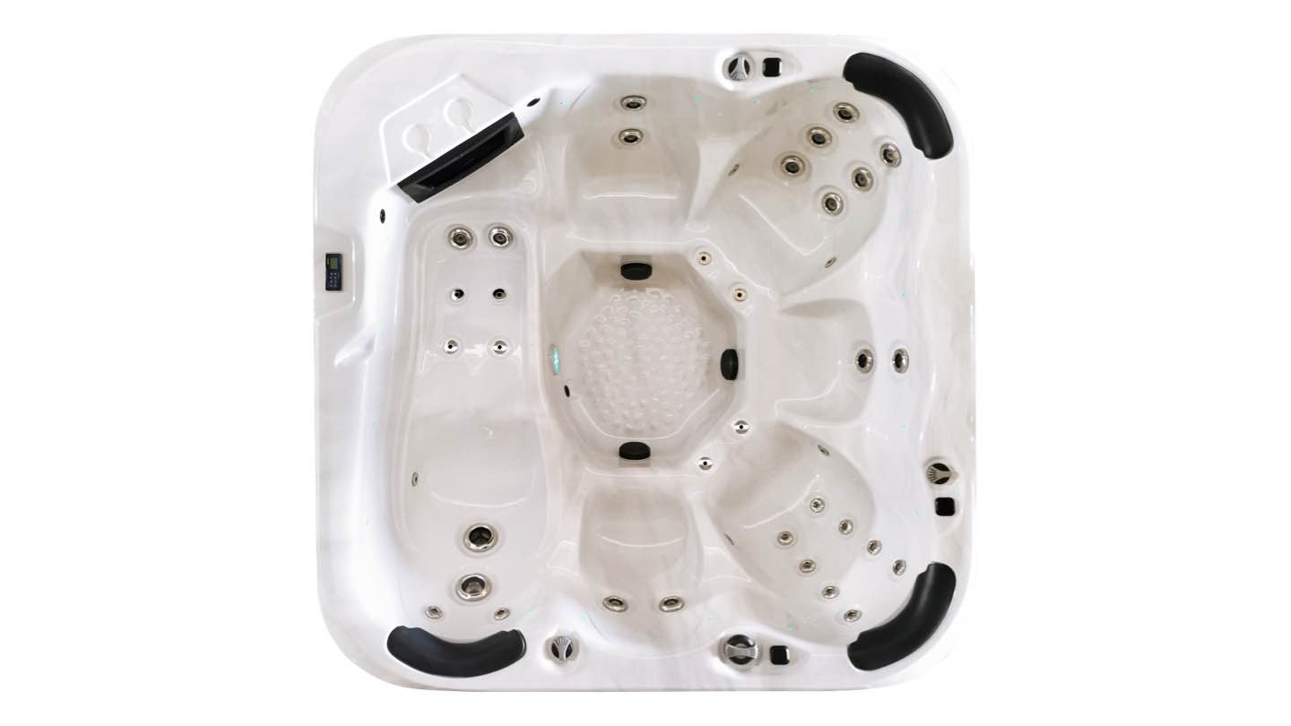 6-person spa | Family Spa Pool | Fisher 6™ Spa Pool