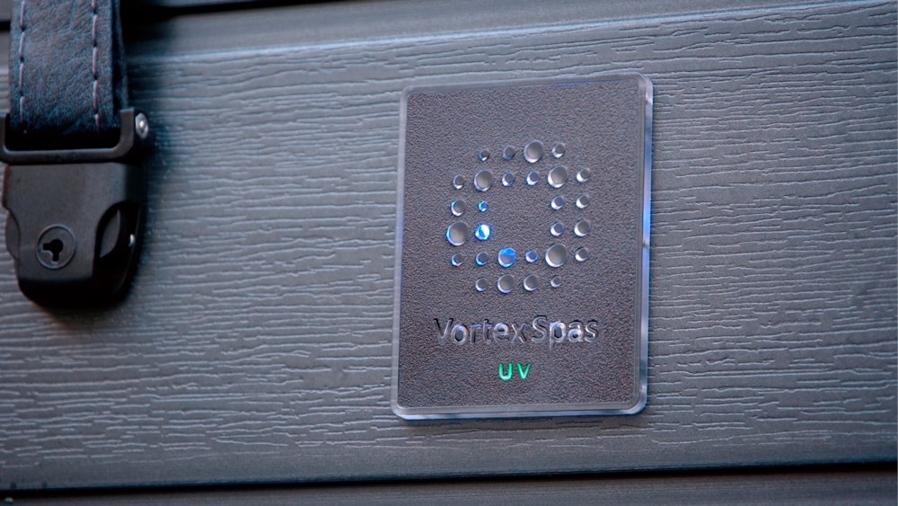 Vortex™ Spas Health Badge & UV Light | Guide | Spa World NZ