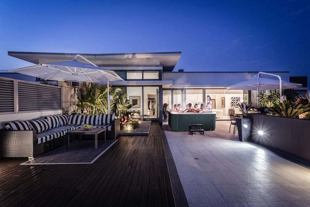 6-person spa | Large Spa Pool | Nitro Spa From Vortex™