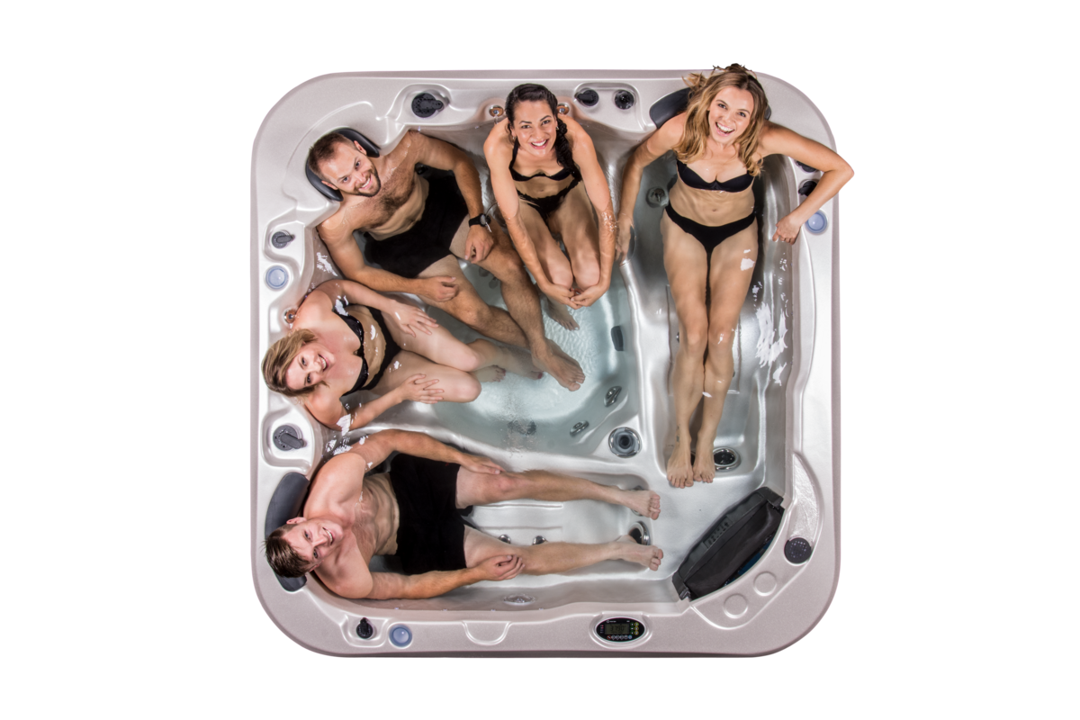 5-person spa | Family Spa Pool | Cobalt Spa From Vortex™