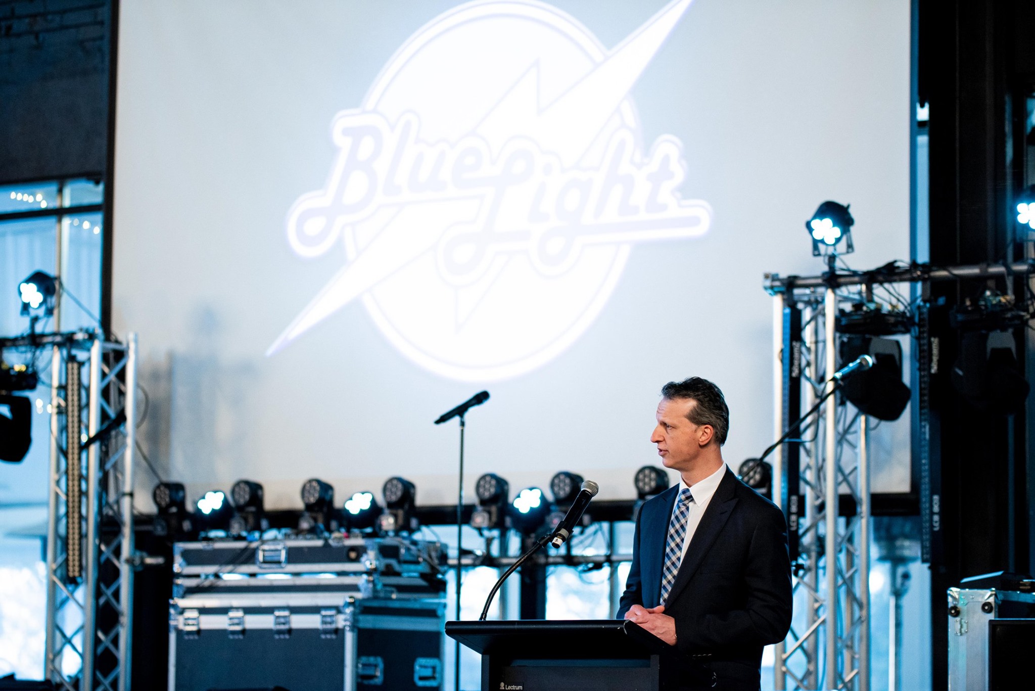 Blue Night Gala Night ‘Back to the Disco’ | BankVic