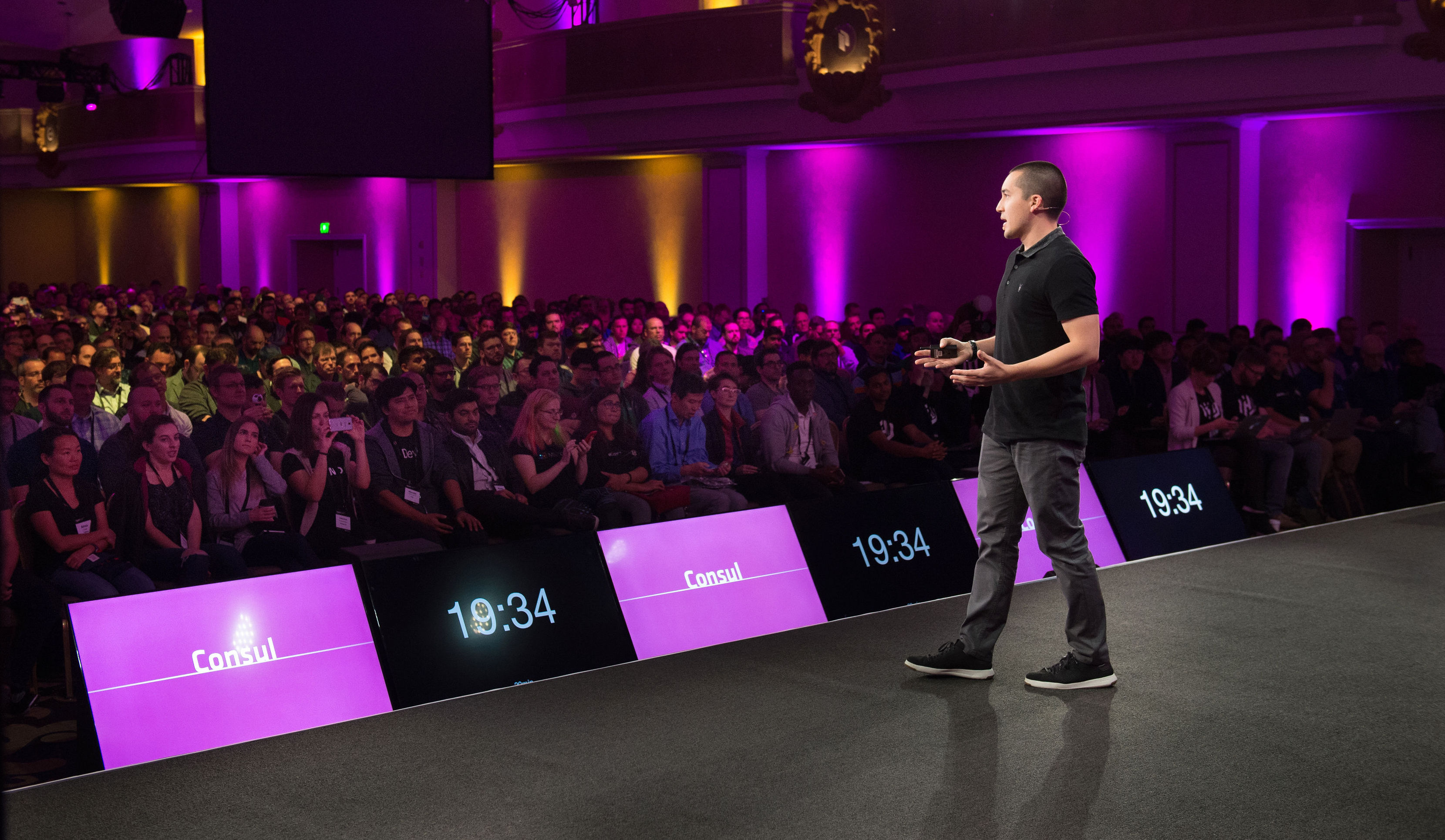 Keynote: Consul Connect and Consul 1.4