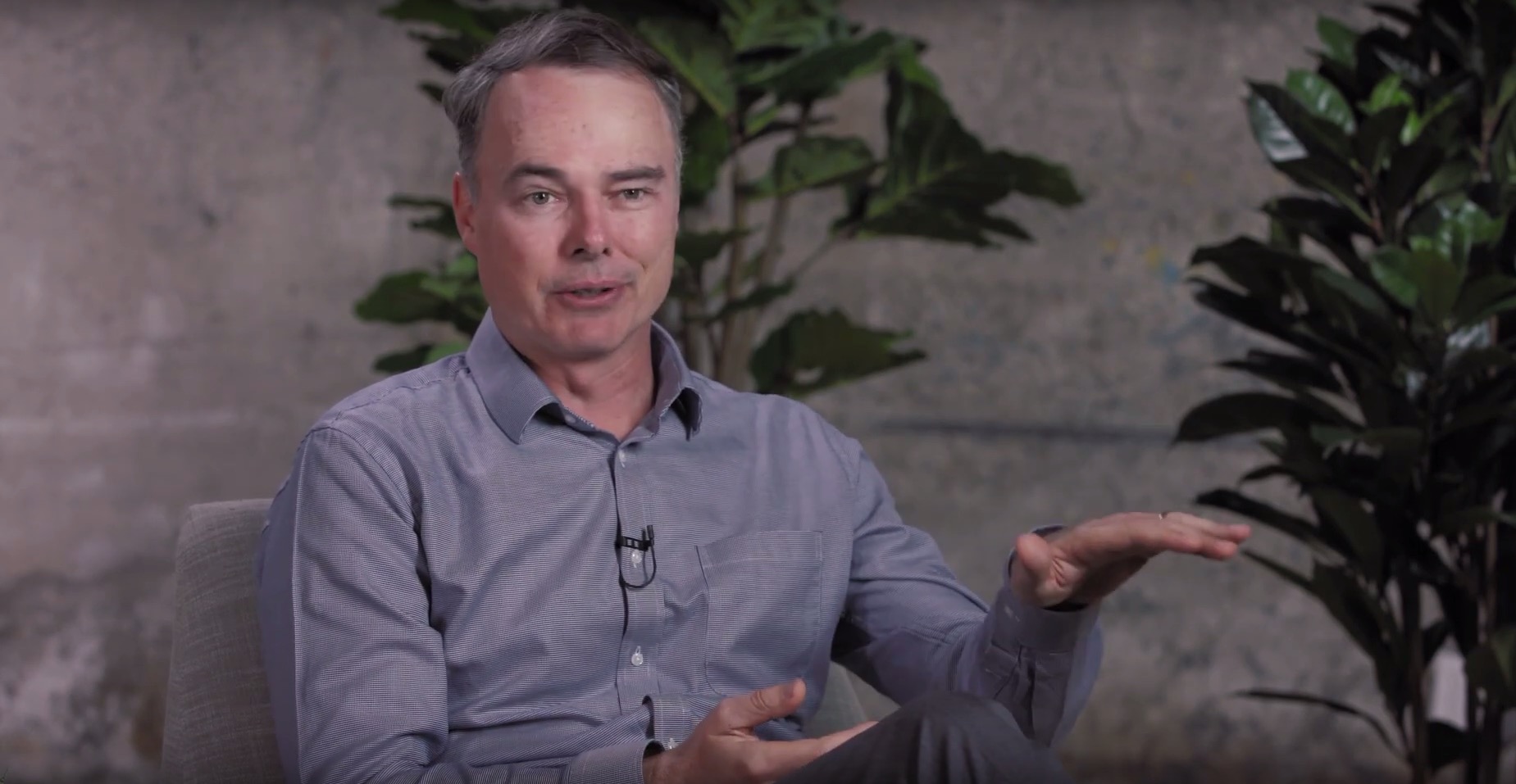 How Can Enterprises Shift From Ticket-based to Self-service IT?