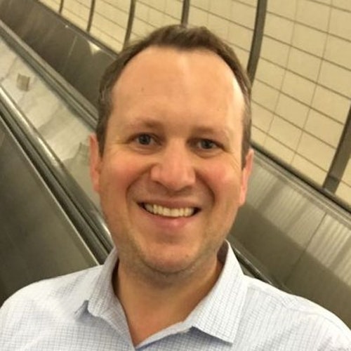 Unlocking the Cloud Operating Model on AWS