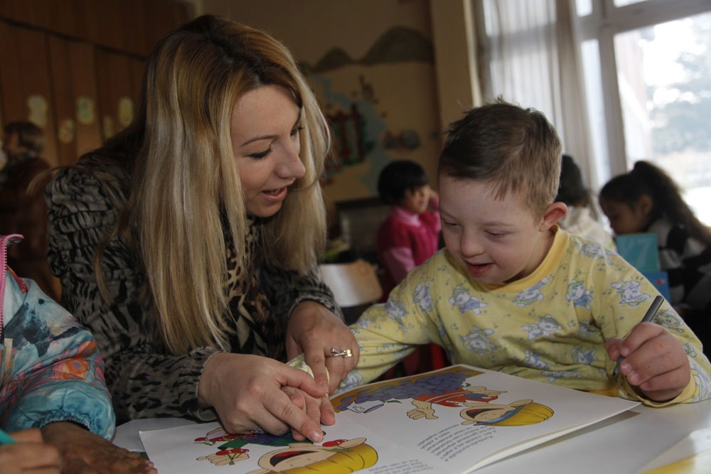 H&M e UNICEF, nuova partnership per i bambini con disabilità | UNICEF ...