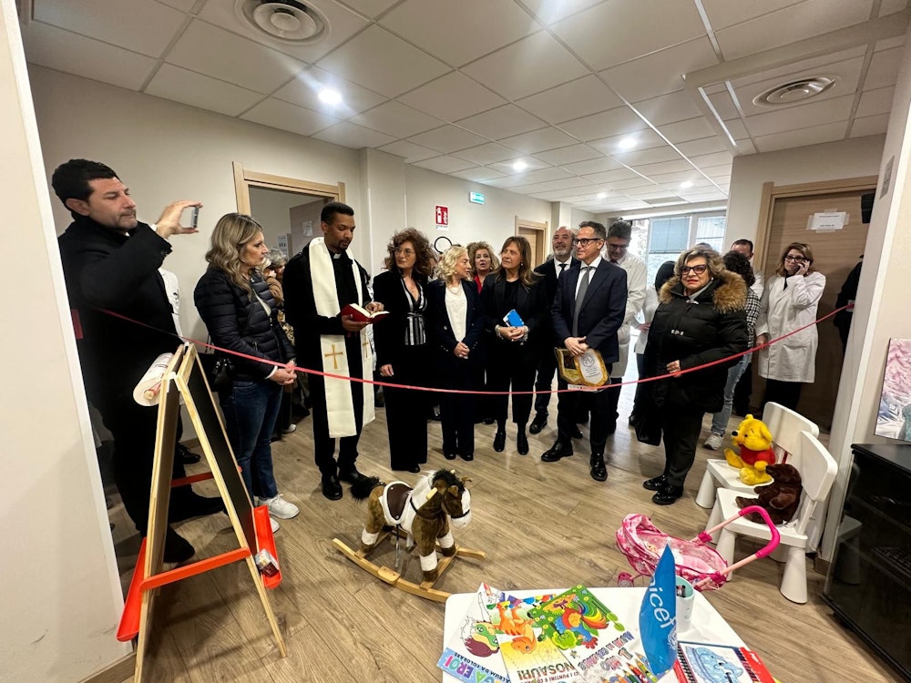 Inaugurato il Baby Pit Stop della sede INPS di Cosenza | UNICEF Italia
