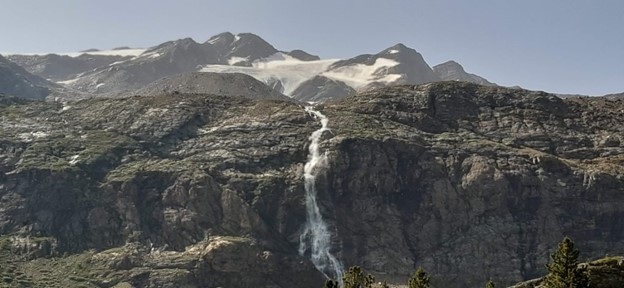 Impact of climate change on snow and water resources in the Alps