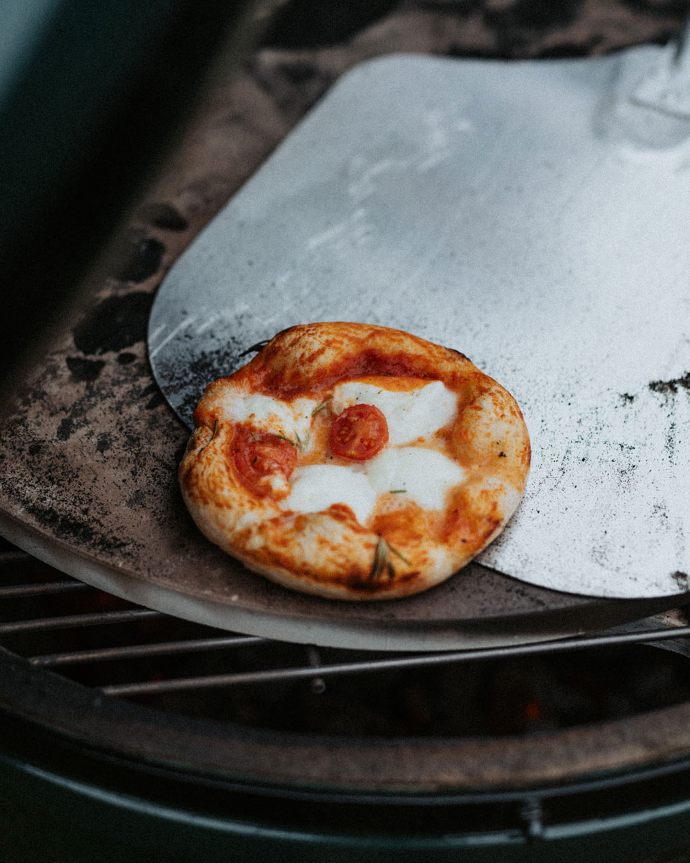 Perfect Pizzas | Ceramic Charcoal BBQs | Big Green Egg