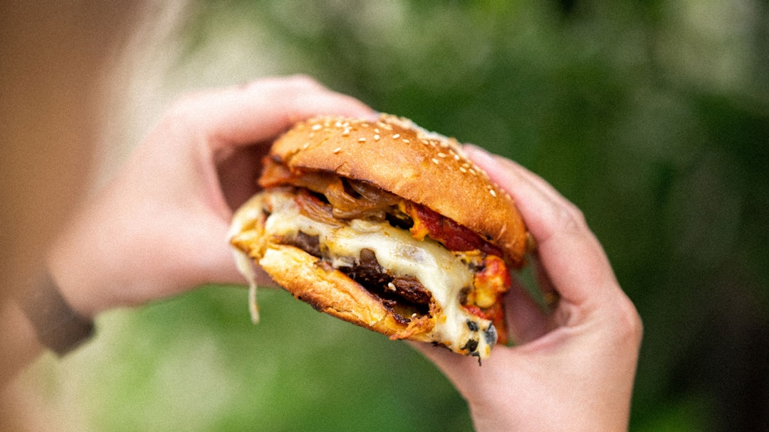 Smash Beef Bone Marrow Burgers Recipes Big Green Egg Smash Beef Bone Marrow Burgers Recipes Big Green Egg