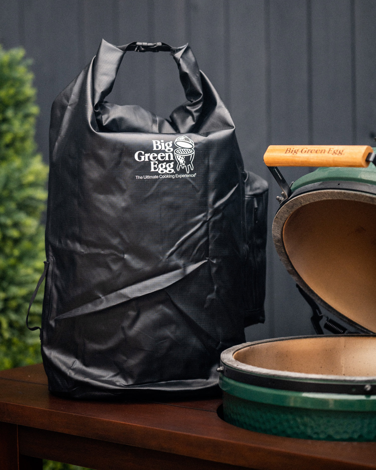 Classic Fuel Pack | Ceramic Charcoal BBQs | Big Green Egg