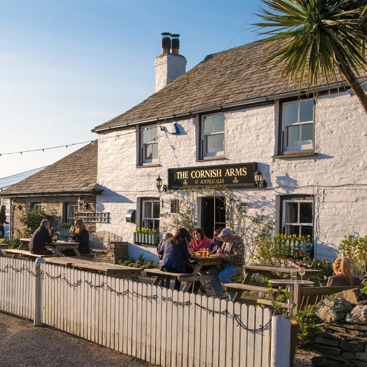 Ceramic BBQ Grill, Smoker, Kamado Grill - biggreenegg.co.uk