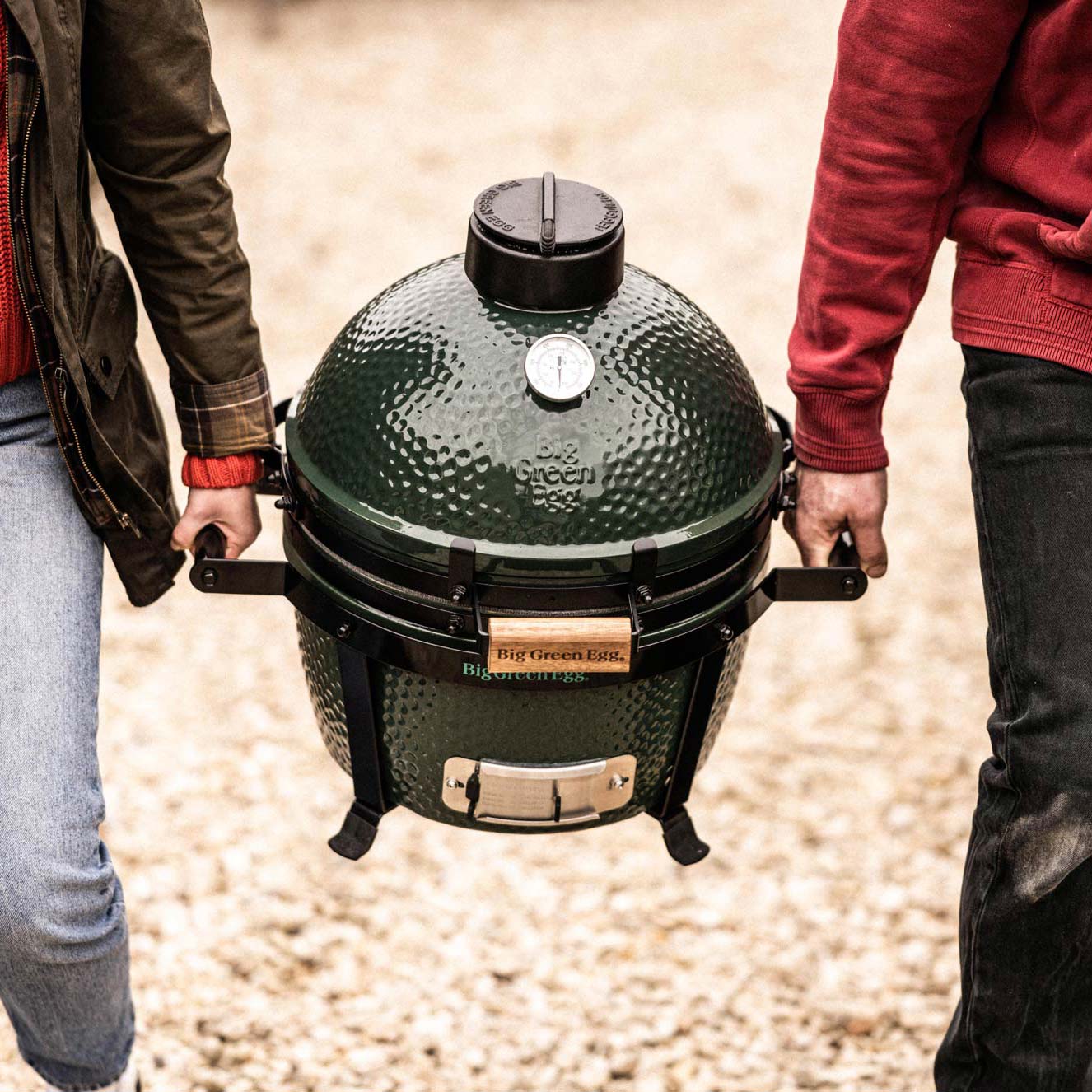 Charcoal BBQ - EGGs - Big Green Egg