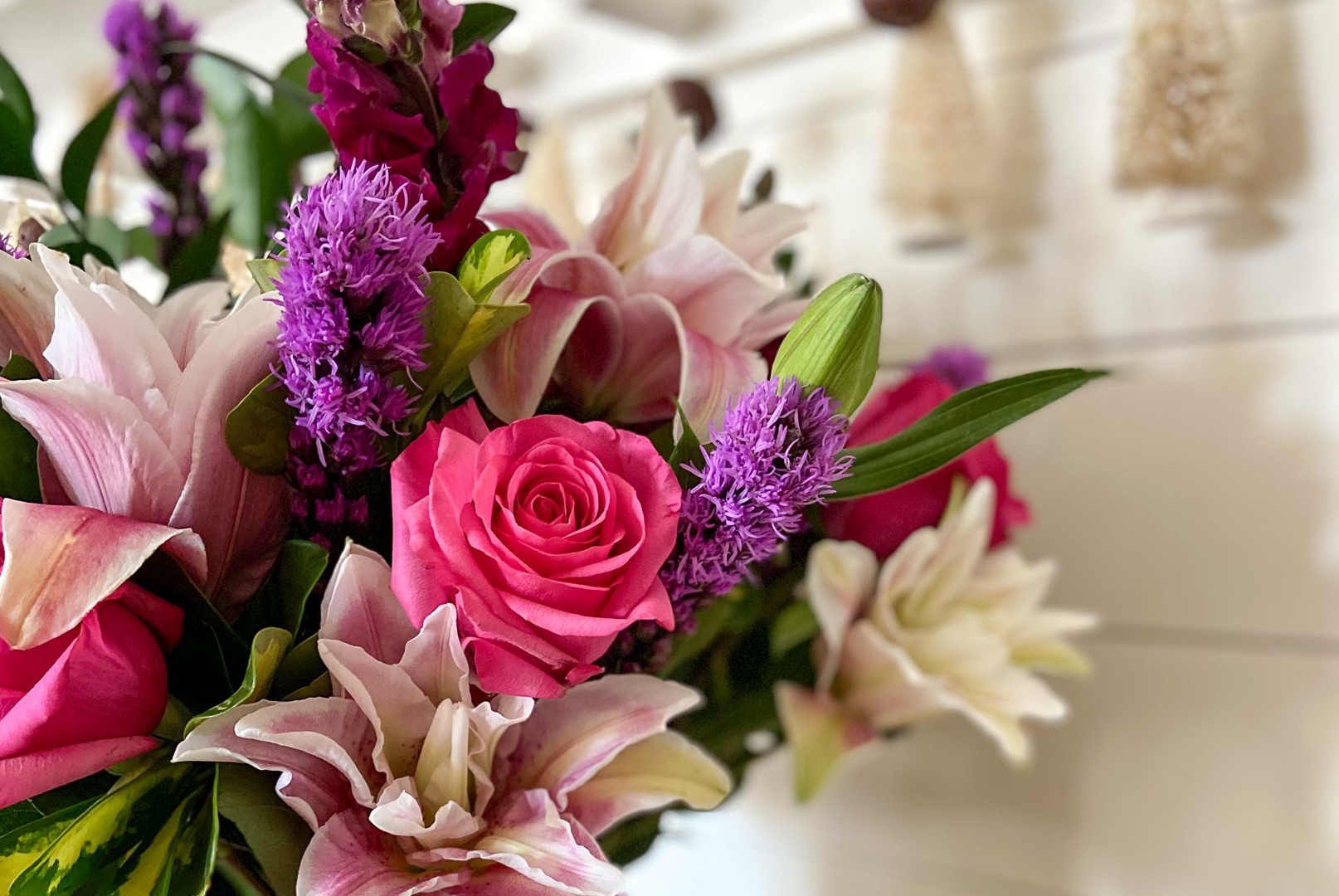 Flower Gift Box | Send Flowers | Flower Delivery