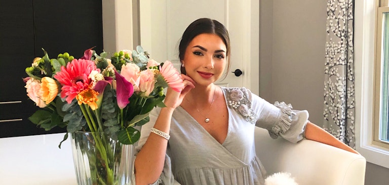 Golden Birthday Gifts: Celebrate with BloomsyBox Elegance