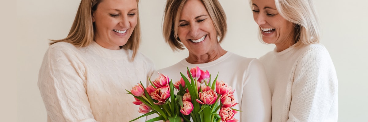 Friendship Blooms: Best Flowers to Celebrate Your Friends