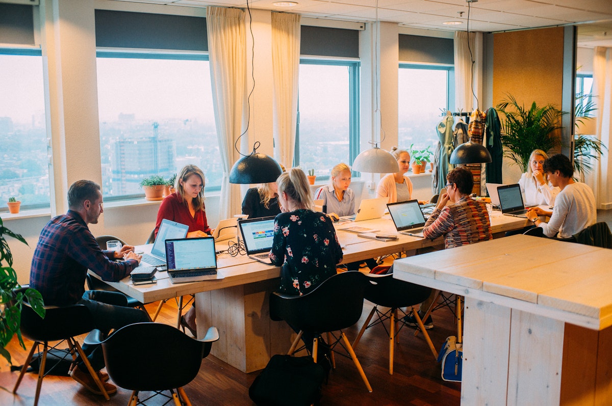 Bright Alley | Wij zetten medewerkers in beweging