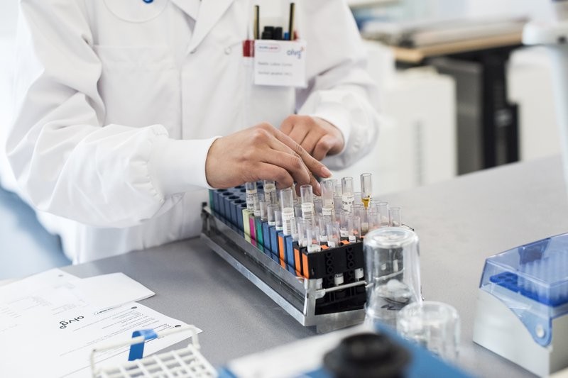 Realisatie van een multi-locatie laboratorium informatie systeem