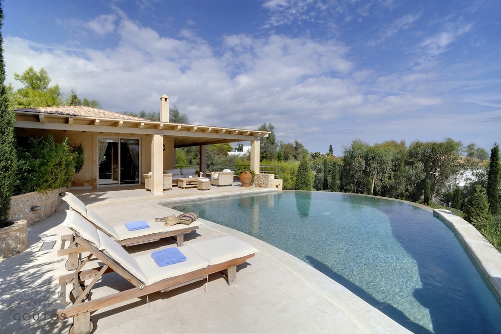 Luxury villa with panoramic views and a private pool in Costa, Greek ...