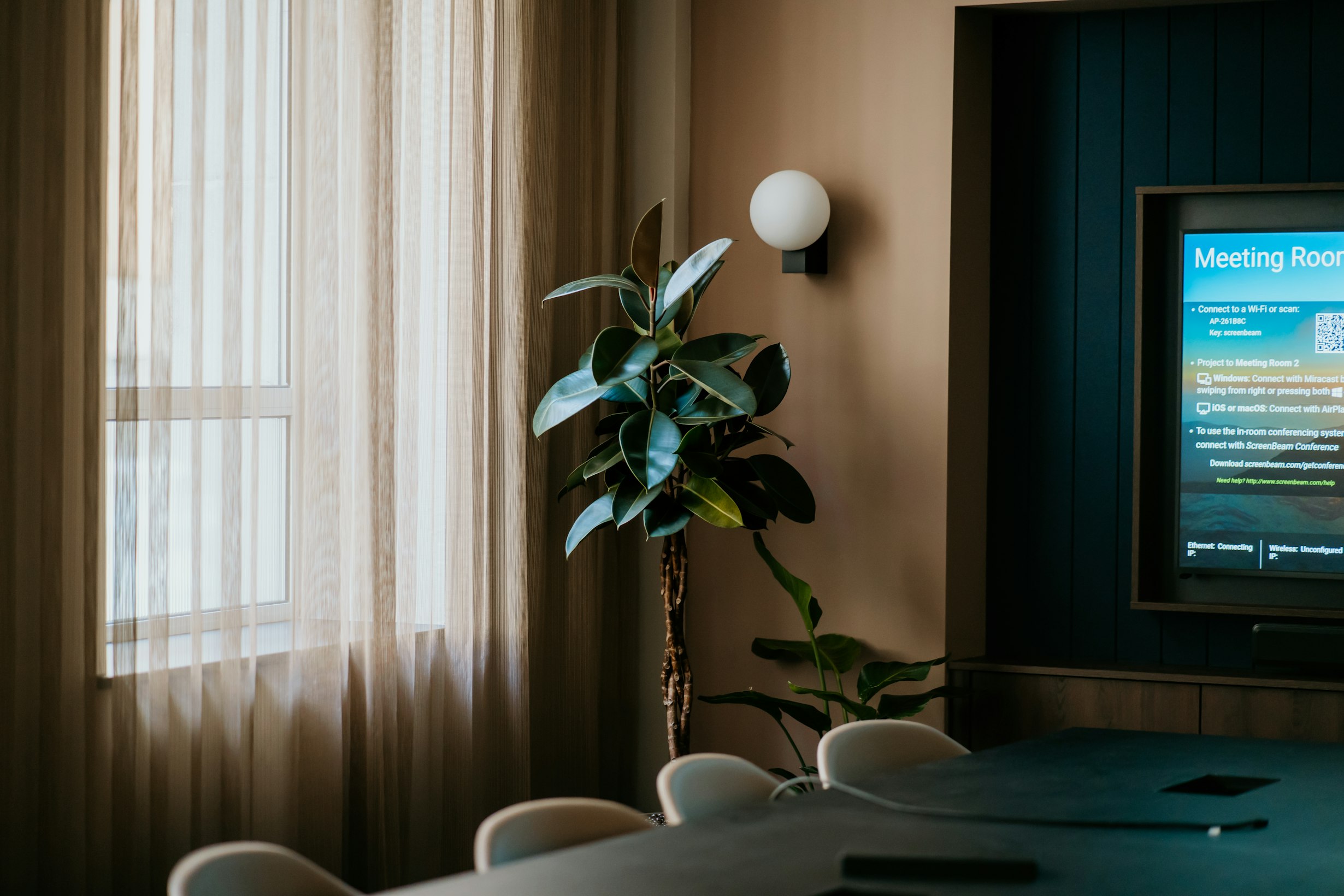 Horton House: Business Lounge Plant Installation, Exchange Flags, Liverpool