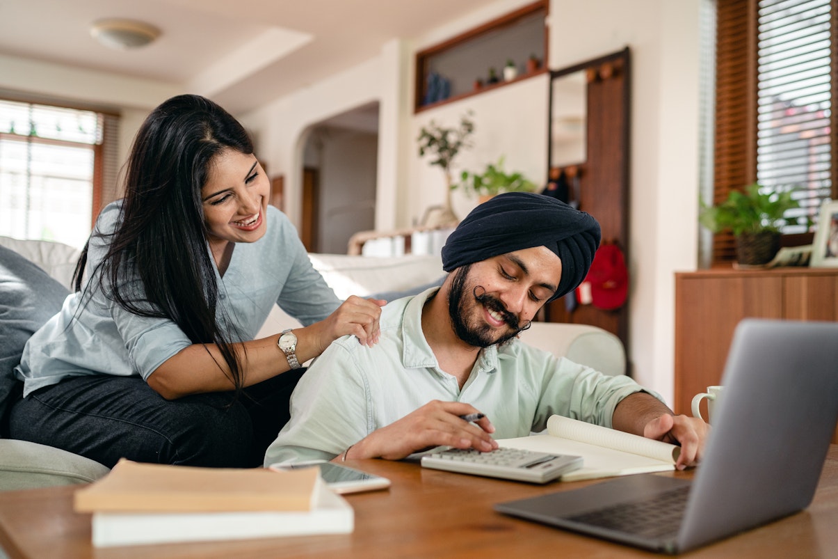 How to Manage Your Bookkeeping Like a Pro