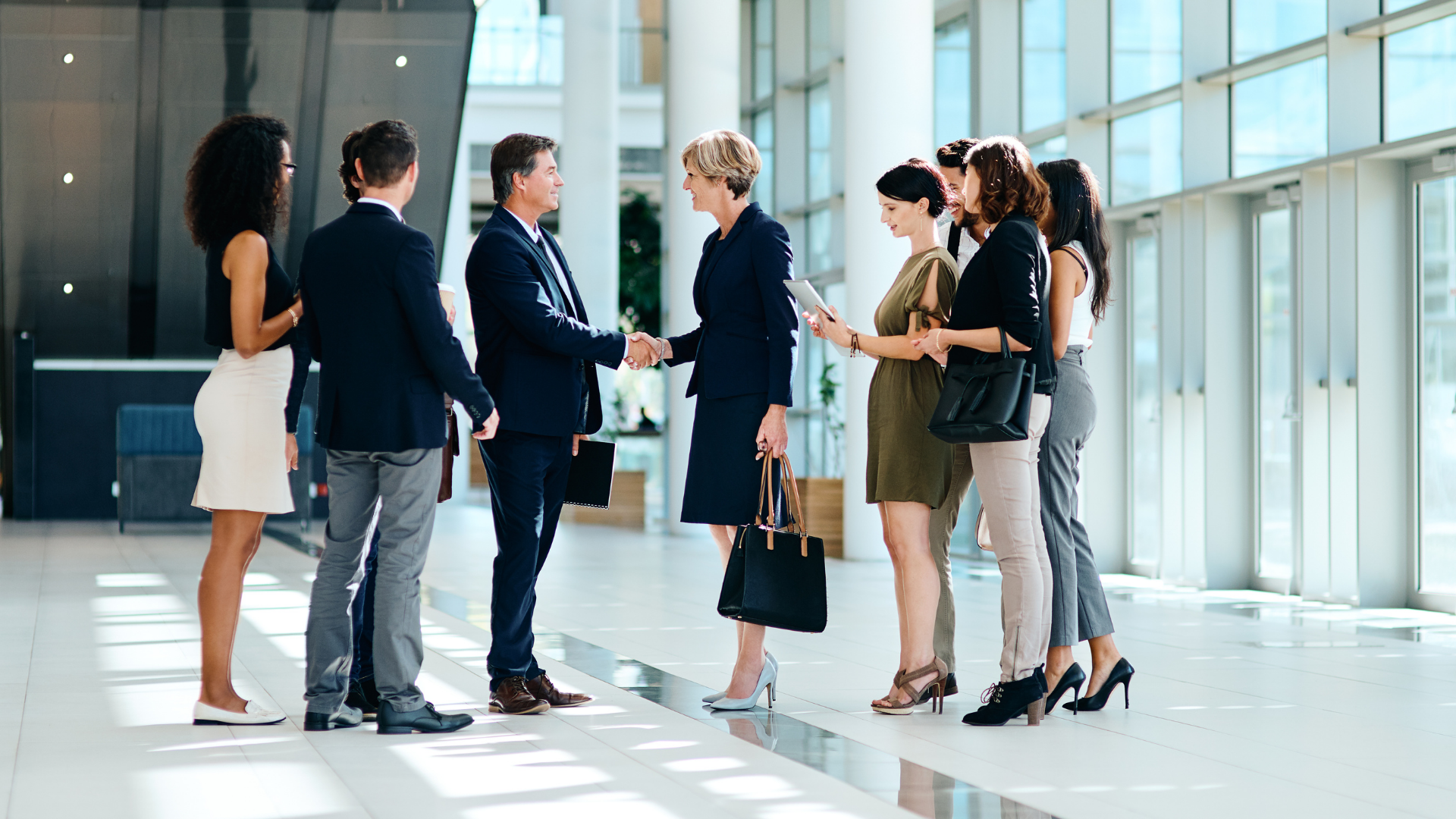 5 Ways To Help Your Employees Return From Holiday | Earlypay