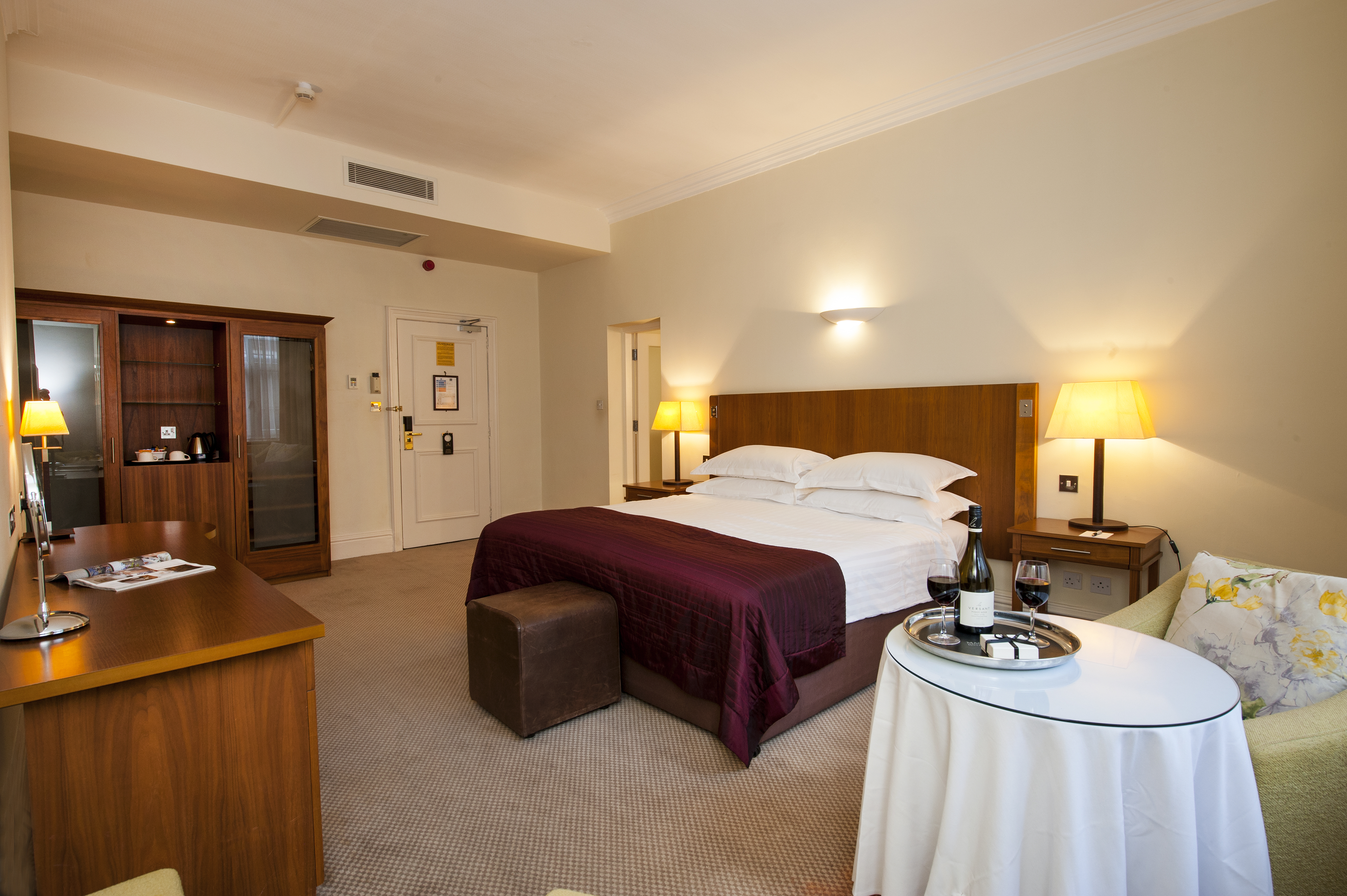 Hotel Rooms in Birmingham | Macdonald Burlington Hotel