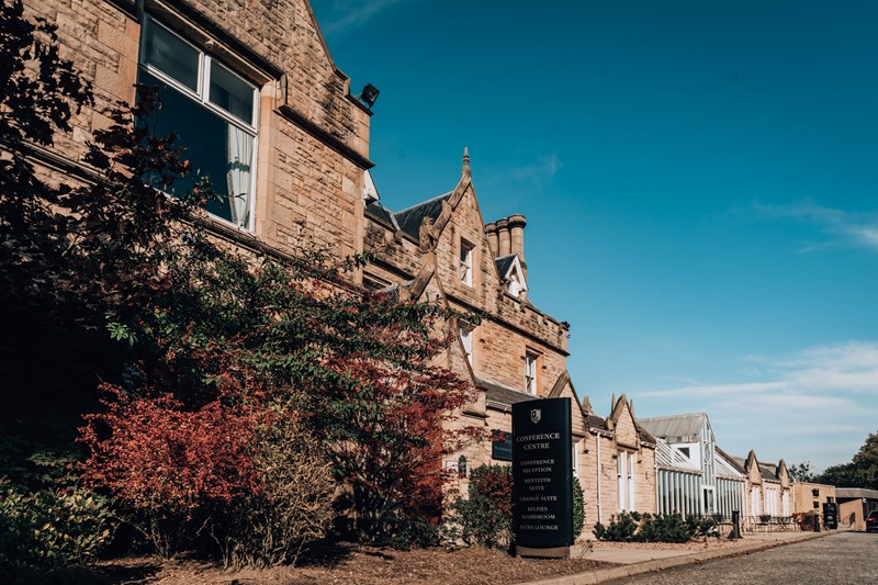 Blair Drummond Safari Park Break Offer | Inchyra Hotel