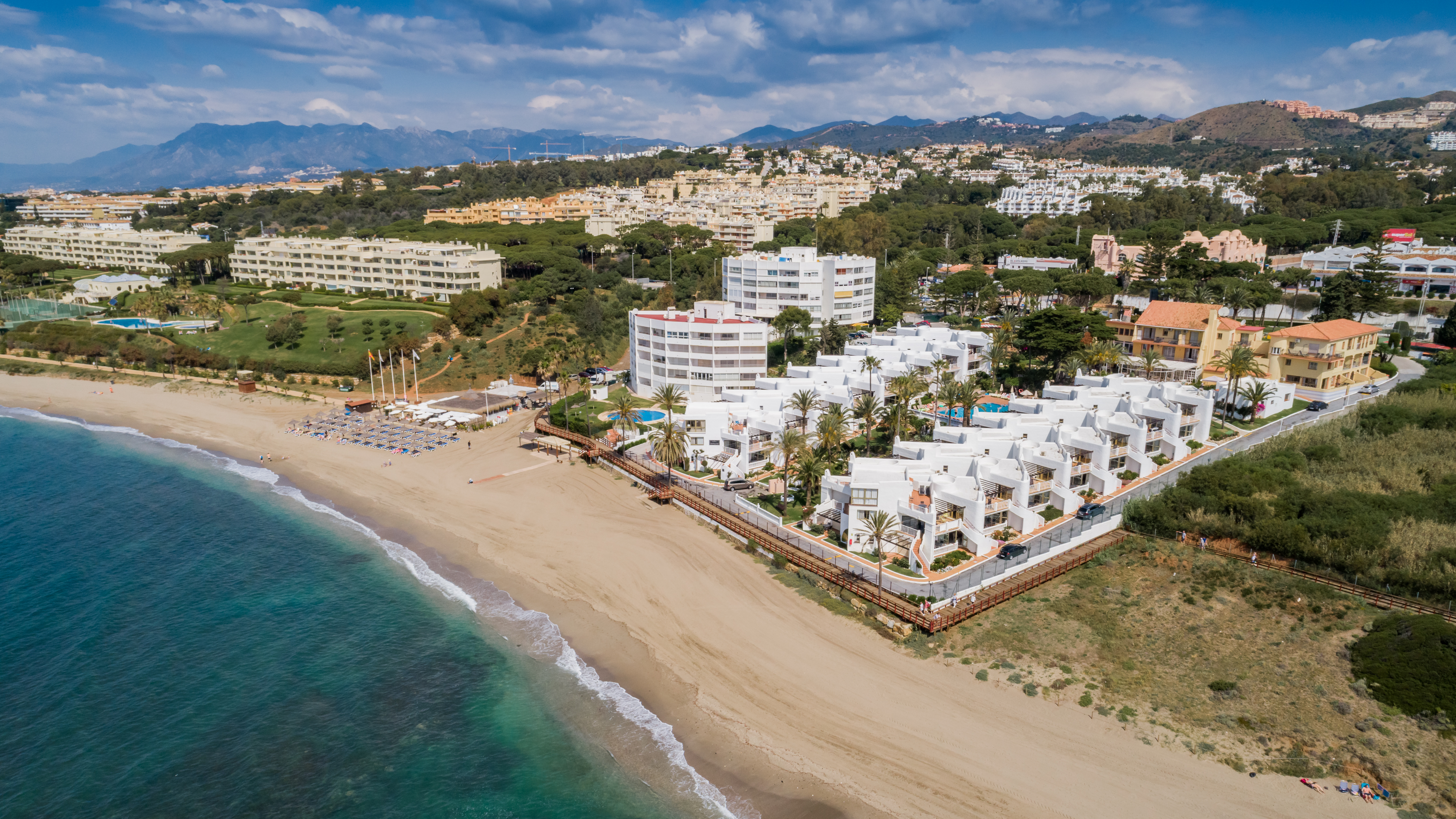 Leila Playa Self Catering Resort Calahonda | Macdonald Resorts